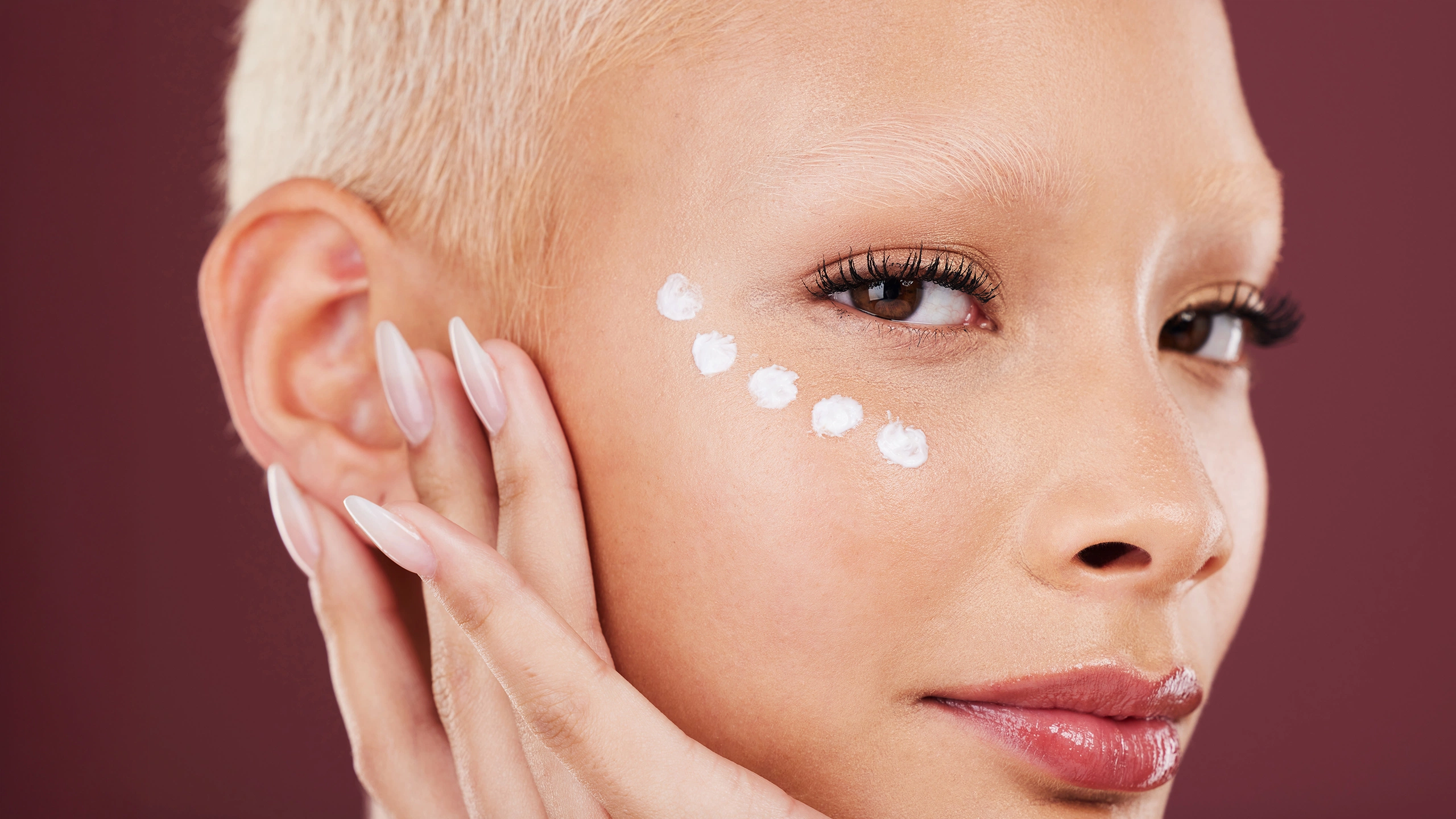 A Guide to Caring for Bleached Eyebrows