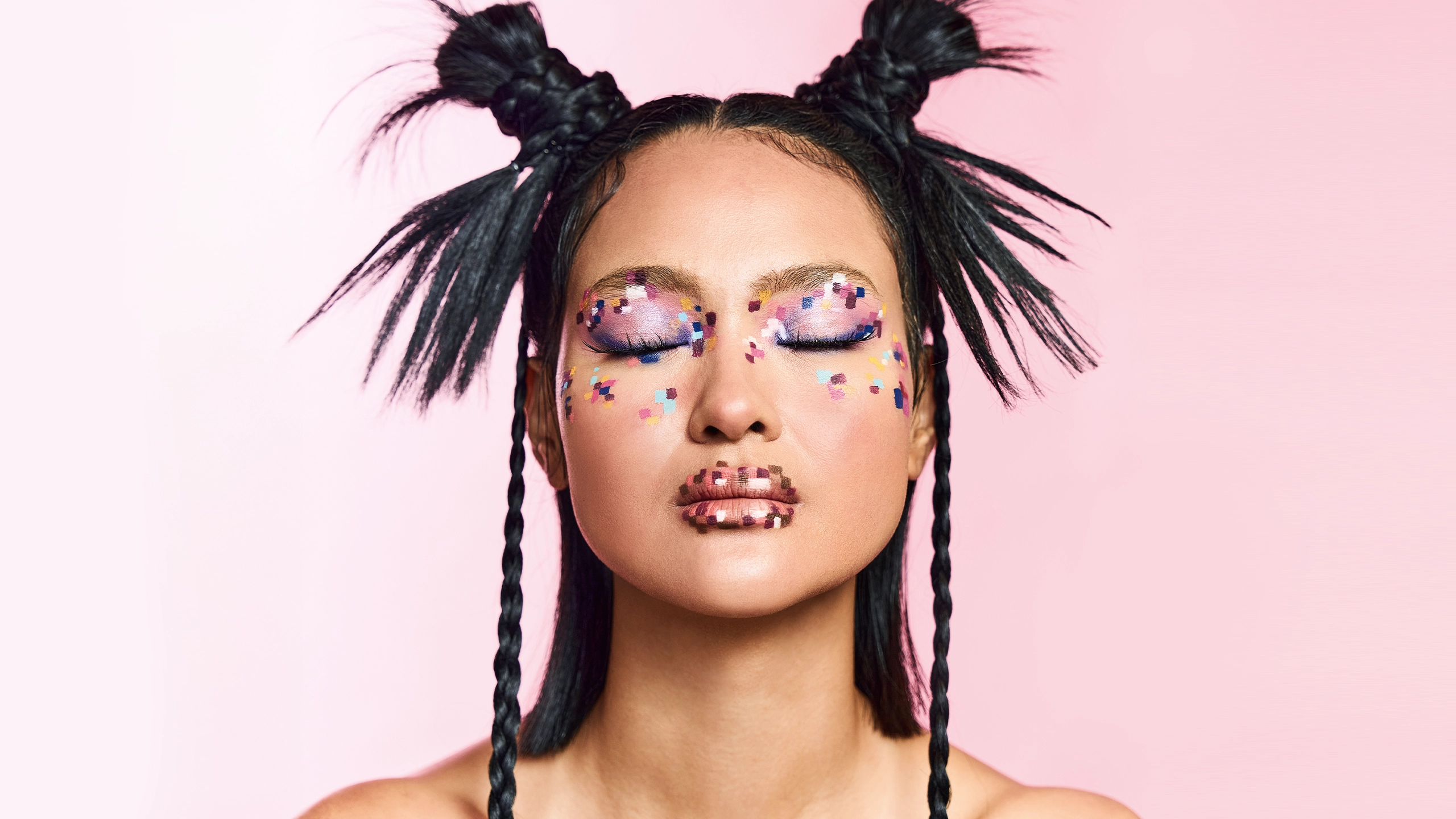 Here’s How to Recreate Pixel Makeup, Where Tech Meets Glam